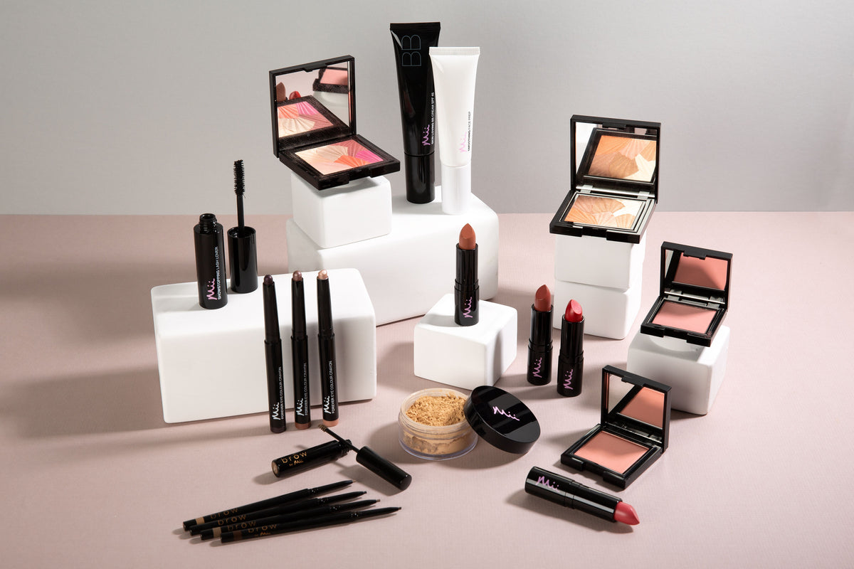 Mii Make Up Logo